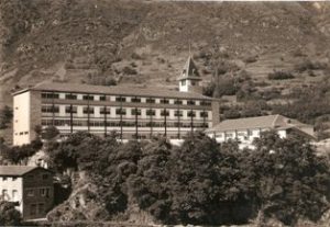 Qui som? - Col·legi Sant Ermengol